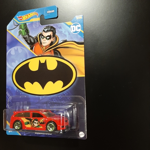 Mattel | Other | Hot Wheels Dc Comics Robin Audacious Batman Series ...